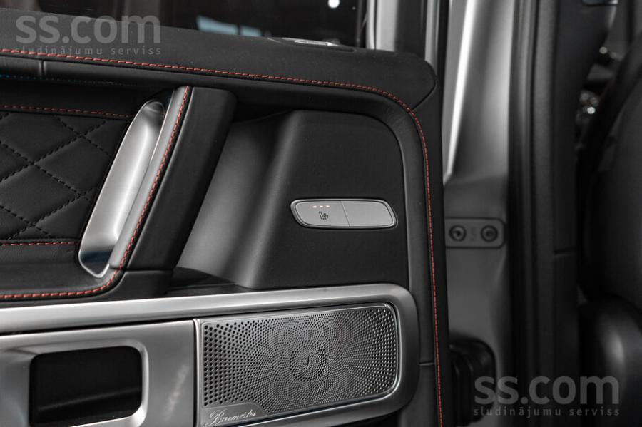 Pelēks Mercedes-Benz G63 AMG 2024 Rīga, ar dzinēja tilpumu 4.00 L un nobraukumu 13 tūkst. km par 254100 €, foto 32 vietnē AUTOMOTO.COM.LV