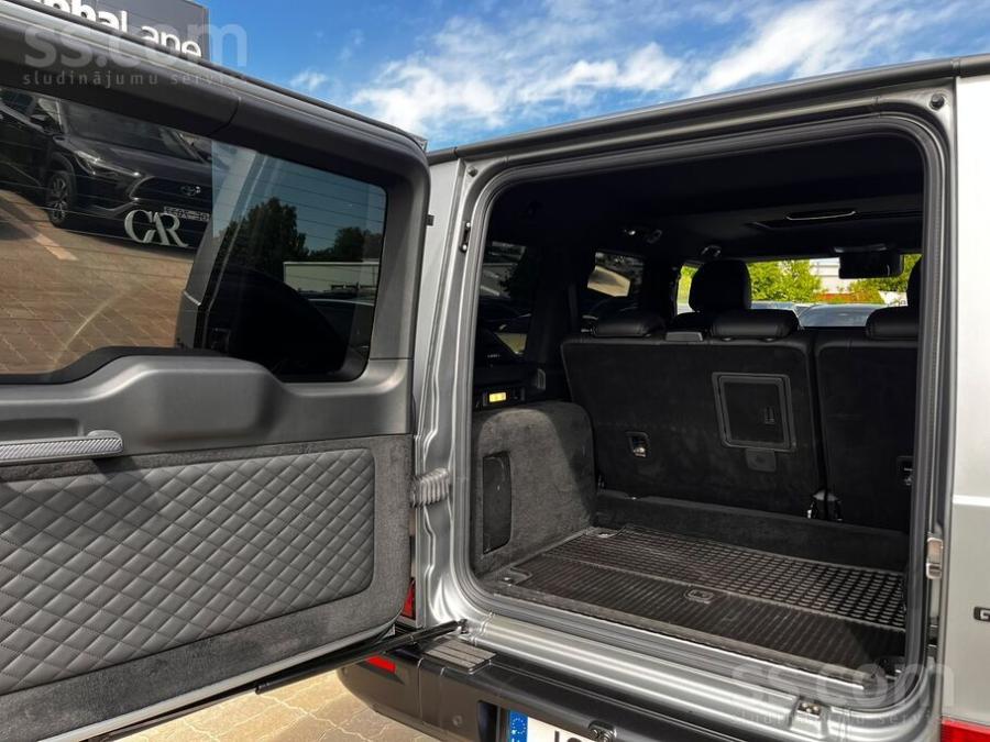 Grey Mercedes-Benz G63 AMG 2025 in Liepaja, with an engine capacity of 4.00 L and mileage of 6 thousand km for 245000 €, photo 15 on AUTOMOTO.COM.LV