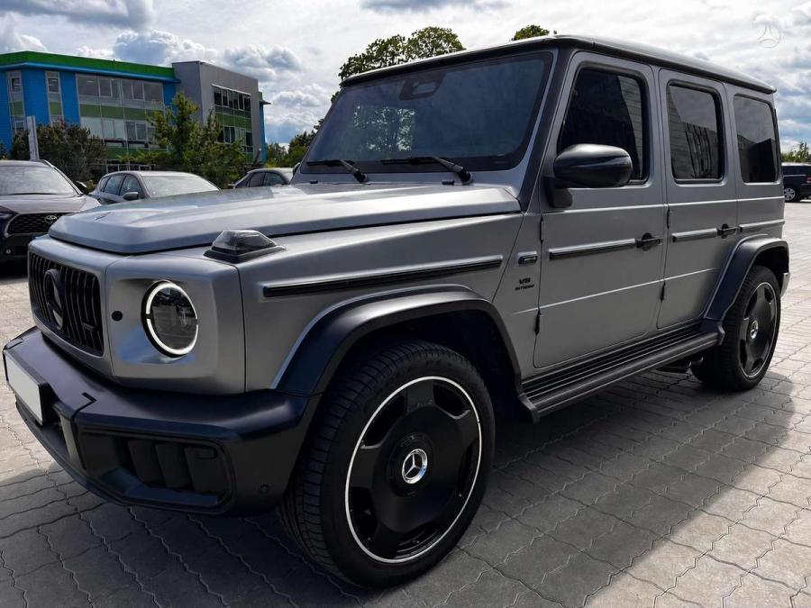 Grey Mercedes-Benz G63 AMG 2025 in Liepaja, with an engine capacity of 4.00 L and mileage of 8 thousand km for 242000 €, photo 6 on AUTOMOTO.COM.LV