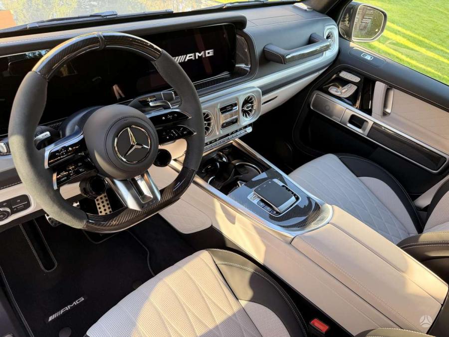 Grey Mercedes-Benz G63 AMG 2026 in Riga, with an engine capacity of 0.00 L and mileage of 4 thousand km for 278300 €, photo 7 on AUTOMOTO.COM.LV