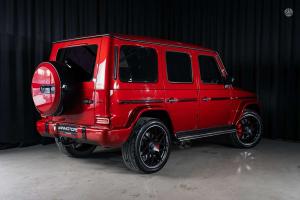 Sarkans Mercedes-Benz G63 AMG 2023 Viļņa, ar dzinēja tilpumu 3.98 L un nobraukumu 27 tūkst. km par 169999 €, foto 5 vietnē AUTOMOTO.COM.LV