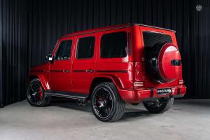 Sarkans Mercedes-Benz G63 AMG 2023 Viļņa, ar dzinēja tilpumu 3.98 L un nobraukumu 27 tūkst. km par 169999 €, foto 7 vietnē AUTOMOTO.COM.LV