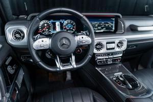 Sarkans Mercedes-Benz G63 AMG 2023 Viļņa, ar dzinēja tilpumu 3.98 L un nobraukumu 27 tūkst. km par 169999 €, foto 25 vietnē AUTOMOTO.COM.LV