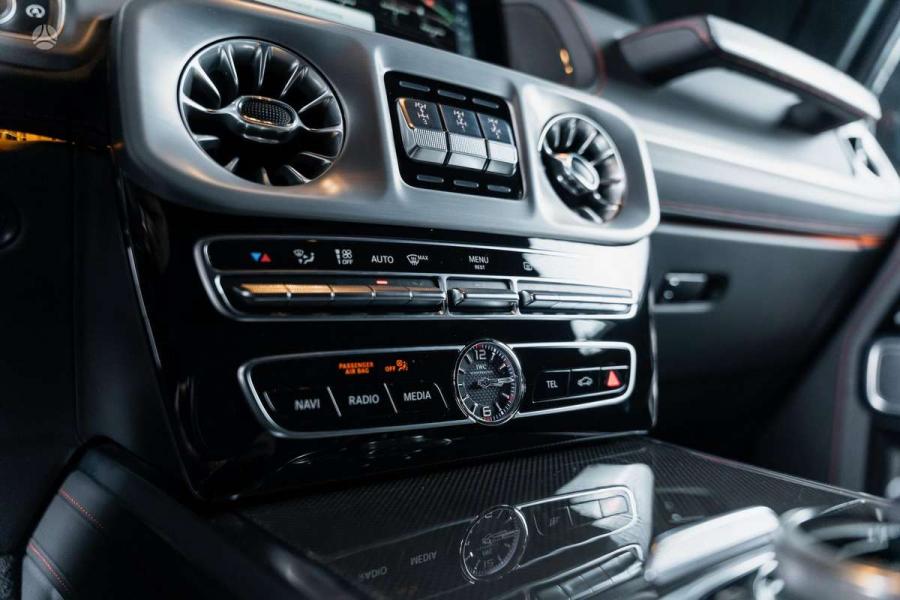 Sarkans Mercedes-Benz G63 AMG 2023 Viļņa, ar dzinēja tilpumu 3.98 L un nobraukumu 27 tūkst. km par 169999 €, foto 37 vietnē AUTOMOTO.COM.LV