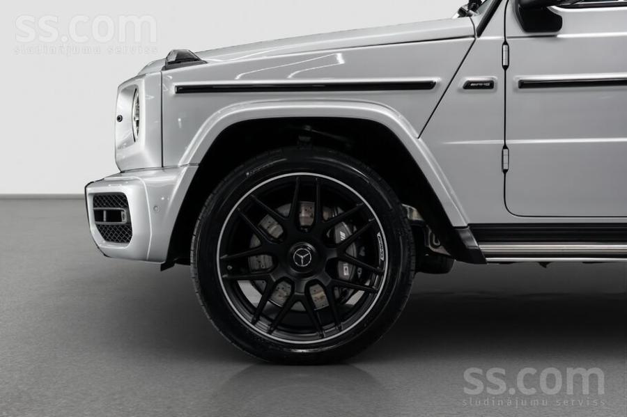 Balts Mercedes-Benz G63 AMG 2024 Rīga, ar dzinēja tilpumu 4.00 L un nobraukumu 37 tūkst. km par 179990 €, foto 17 vietnē AUTOMOTO.COM.LV