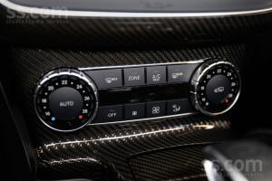 Dzeltens Mercedes-Benz G63 AMG 2016 Rīga, ar dzinēja tilpumu 5.50 L un nobraukumu 32 tūkst. km par 175000 €, foto 19 vietnē AUTOMOTO.COM.LV