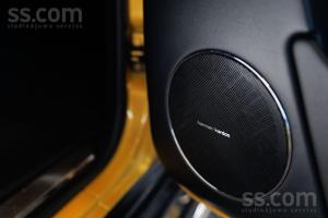 Dzeltens Mercedes-Benz G63 AMG 2016 Rīga, ar dzinēja tilpumu 5.50 L un nobraukumu 32 tūkst. km par 175000 €, foto 25 vietnē AUTOMOTO.COM.LV