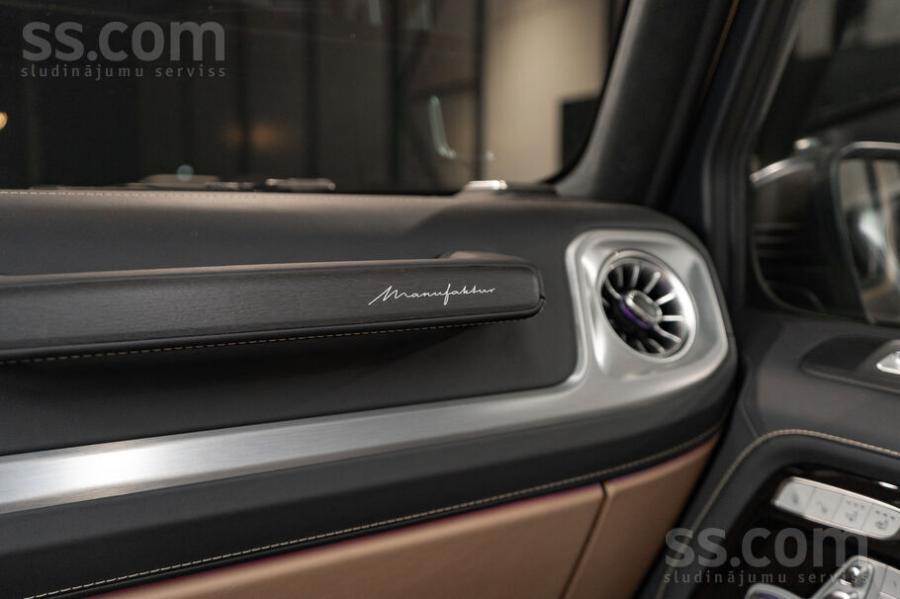 Dzeltens Mercedes-Benz G63 AMG 2025 Rīga, ar dzinēja tilpumu 4.00 L un nobraukumu 9 tūkst. km par 216900 €, foto 35 vietnē AUTOMOTO.COM.LV