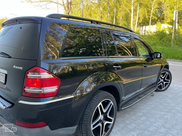Melns Mercedes-Benz GL 320 2006 Kauņa, ar dzinēja tilpumu 3.00 L un nobraukumu 317 tūkst. km par 5900 €, foto 3 vietnē AUTOMOTO.COM.LV