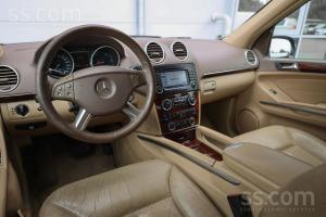Черный Мерседес ГЛ 320 2006 в Рига, объемом двигателя 3.00 л и пробегом 0 тыс. км за 6995 €, фото 13 на AUTOMOTO.COM.LV