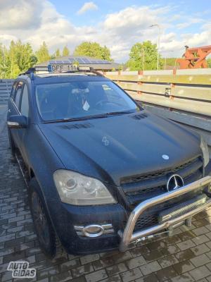 Melns Mercedes-Benz GL 320 2007 Kauņa, ar dzinēja tilpumu 3.00 L un nobraukumu 300 tūkst. km par 4800 €, foto 2 vietnē AUTOMOTO.COM.LV