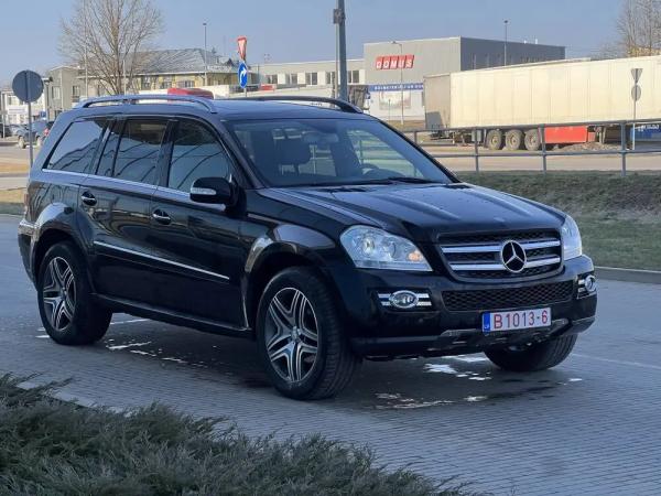 Melns Mercedes-Benz GL 320 2007 Rēzekne, ar dzinēja tilpumu 3.00 L un nobraukumu 409 tūkst. km par 7150 €, foto 3 vietnē AUTOMOTO.COM.LV