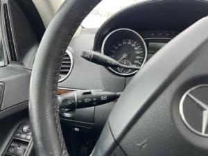 Black Mercedes-Benz GL 320 2007 in Rezekne, with an engine capacity of 3.00 L and mileage of 409 thousand km for 7150 €, photo 16 on AUTOMOTO.COM.LV