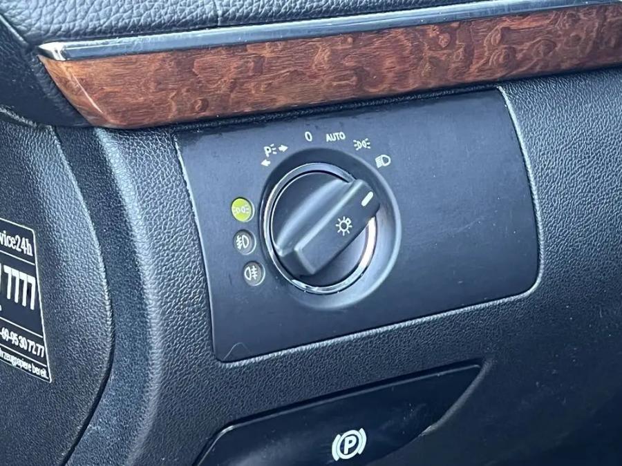 Black Mercedes-Benz GL 320 2007 in Rezekne, with an engine capacity of 3.00 L and mileage of 409 thousand km for 7150 €, photo 18 on AUTOMOTO.COM.LV