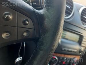Black Mercedes-Benz GL 320 2007 in Daugavpils, with an engine capacity of 3.00 L and mileage of 0 thousand km for 5900 €, photo 19 on AUTOMOTO.COM.LV