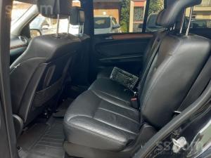 Black Mercedes-Benz GL 320 2007 in Daugavpils, with an engine capacity of 3.00 L and mileage of 0 thousand km for 5900 €, photo 20 on AUTOMOTO.COM.LV