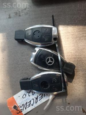 Black Mercedes-Benz GL 320 2007 in Daugavpils, with an engine capacity of 3.00 L and mileage of 0 thousand km for 5900 €, photo 27 on AUTOMOTO.COM.LV
