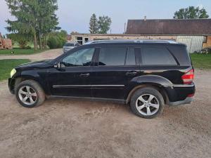 Melns Mercedes-Benz GL 320 2007 Pasvalys, ar dzinēja tilpumu 2.99 L un nobraukumu 304 tūkst. km par 5600 €, foto 5 vietnē AUTOMOTO.COM.LV