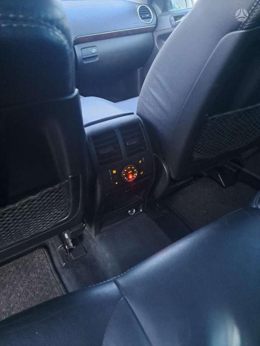 Melns Mercedes-Benz GL 320 2007 Pasvalys, ar dzinēja tilpumu 2.99 L un nobraukumu 304 tūkst. km par 5600 €, foto 10 vietnē AUTOMOTO.COM.LV