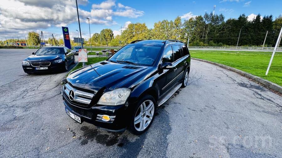 Melns Mercedes-Benz GL 320 2007 Ogre, ar dzinēja tilpumu 3.00 L un nobraukumu 307 tūkst. km par 7700 €, foto 1 vietnē AUTOMOTO.COM.LV