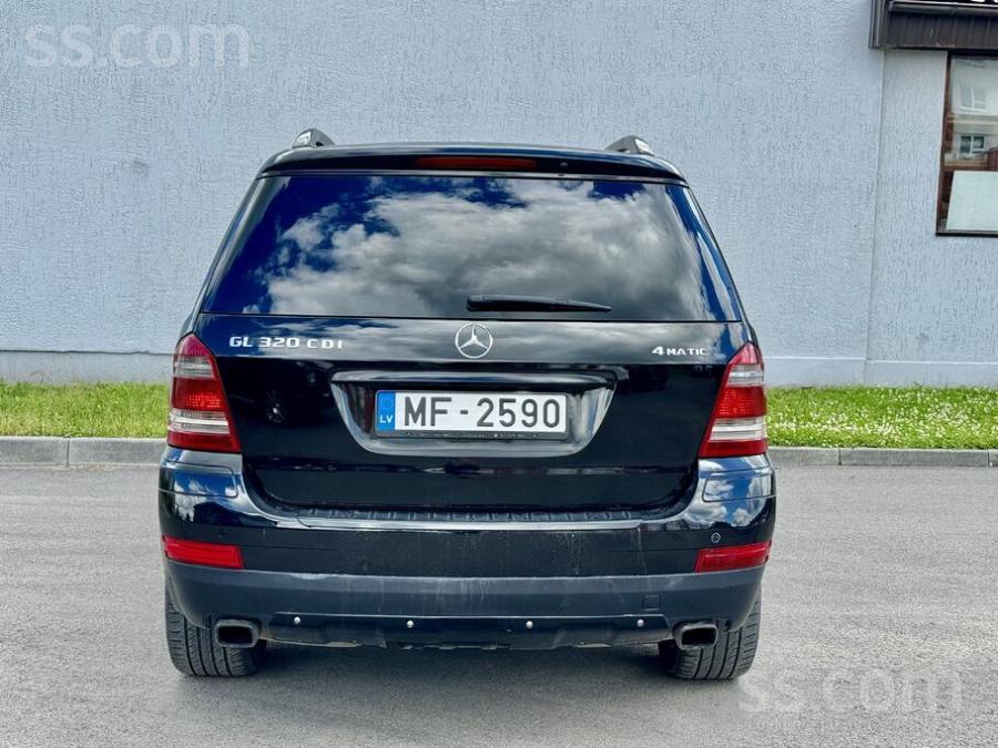Melns Mercedes-Benz GL 320 2008 Jelgava, ar dzinēja tilpumu 3.00 L un nobraukumu 0 tūkst. km par 7950 €, foto 7 vietnē AUTOMOTO.COM.LV