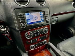 Melns Mercedes-Benz GL 320 2008 Jelgava, ar dzinēja tilpumu 3.00 L un nobraukumu 0 tūkst. km par 7950 €, foto 17 vietnē AUTOMOTO.COM.LV