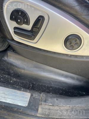 Black Mercedes-Benz GL 320 2009 in Riga, with an engine capacity of 3.00 L and mileage of 282 thousand km for 9050 €, photo 11 on AUTOMOTO.COM.LV