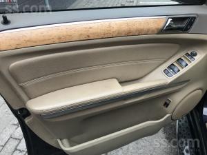 Zils Mercedes-Benz GL 320 2007 Rīga, ar dzinēja tilpumu 3.00 L un nobraukumu 305 tūkst. km par 7400 €, foto 3 vietnē AUTOMOTO.COM.LV