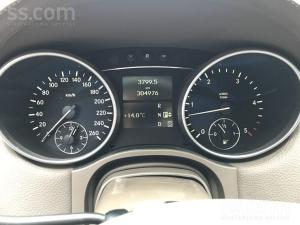 Zils Mercedes-Benz GL 320 2007 Rīga, ar dzinēja tilpumu 3.00 L un nobraukumu 305 tūkst. km par 7400 €, foto 4 vietnē AUTOMOTO.COM.LV