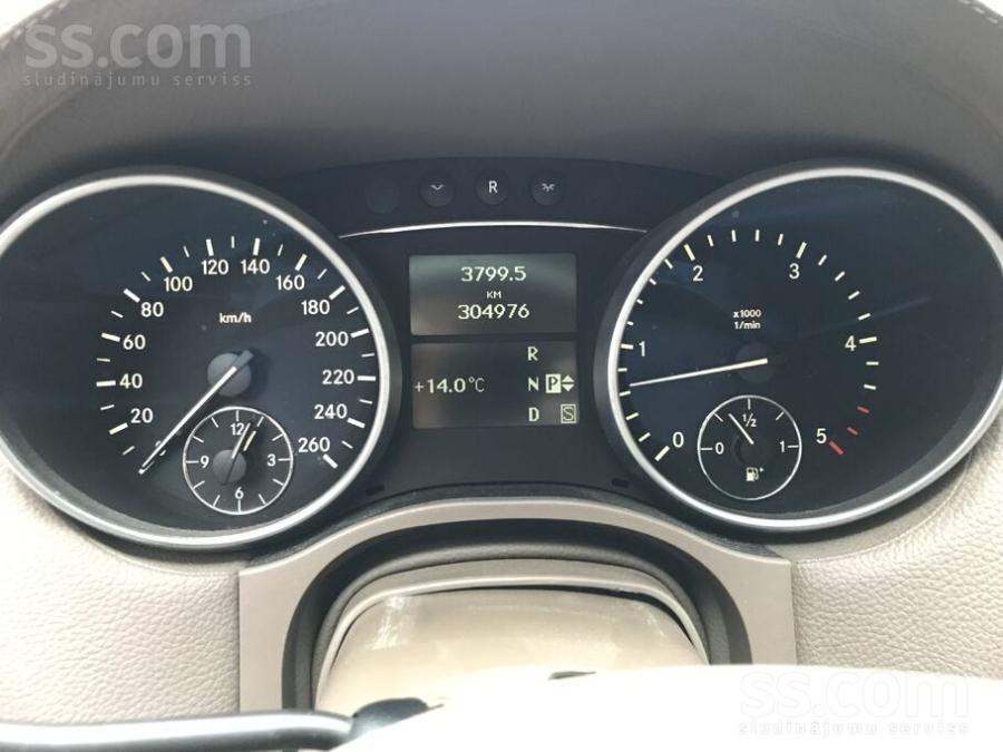 Zils Mercedes-Benz GL 320 2007 Rīga, ar dzinēja tilpumu 3.00 L un nobraukumu 305 tūkst. km par 7400 €, foto 4 vietnē AUTOMOTO.COM.LV