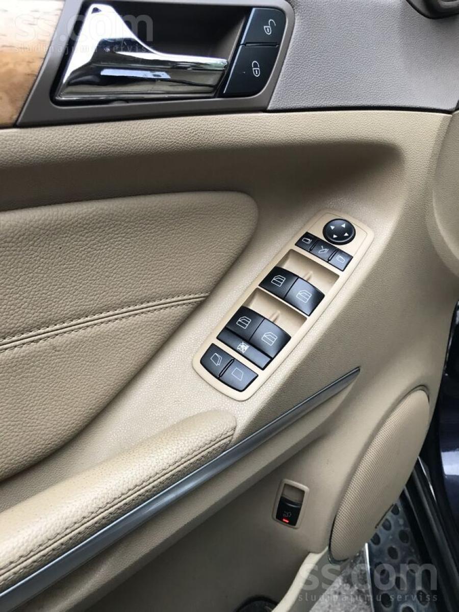 Zils Mercedes-Benz GL 320 2007 Rīga, ar dzinēja tilpumu 3.00 L un nobraukumu 305 tūkst. km par 7400 €, foto 7 vietnē AUTOMOTO.COM.LV