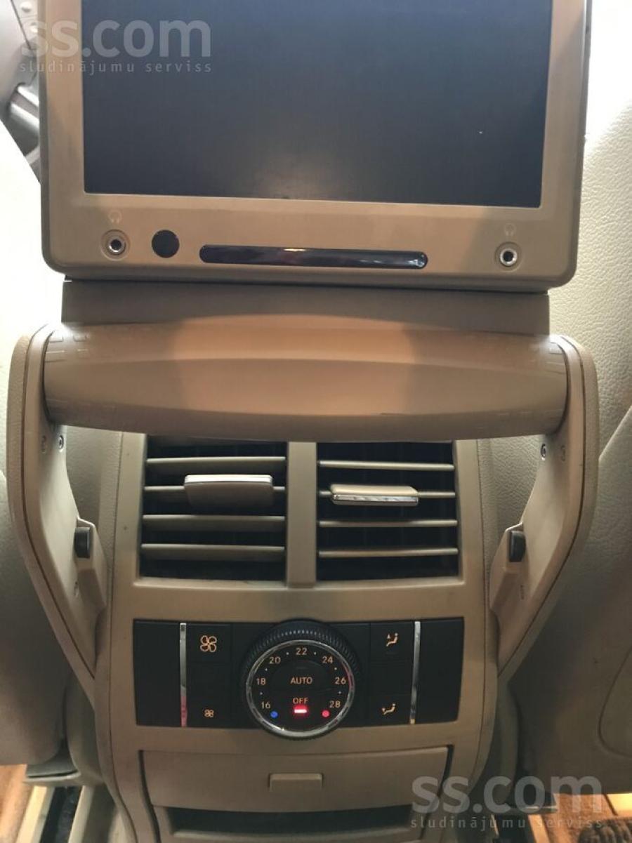 Zils Mercedes-Benz GL 320 2007 Rīga, ar dzinēja tilpumu 3.00 L un nobraukumu 305 tūkst. km par 7400 €, foto 13 vietnē AUTOMOTO.COM.LV