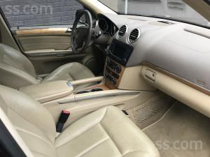 Zils Mercedes-Benz GL 320 2007 Rīga, ar dzinēja tilpumu 3.00 L un nobraukumu 305 tūkst. km par 7400 €, foto 14 vietnē AUTOMOTO.COM.LV