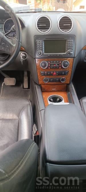 Brūns Mercedes-Benz GL 320 2008 Daugavpils, ar dzinēja tilpumu 3.00 L un nobraukumu 310 tūkst. km par 8200 €, foto 7 vietnē AUTOMOTO.COM.LV