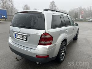 Mercedes-Benz GL 320 2006 Rīga, ar dzinēja tilpumu 3.00 L un nobraukumu 386 tūkst. km par 8500 €, foto 8 vietnē AUTOMOTO.COM.LV