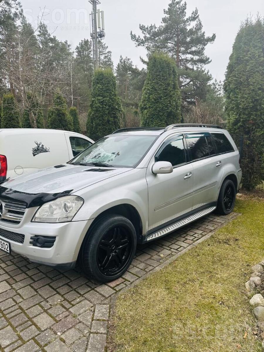 Mercedes-Benz GL 320 2006 in Riga, with an engine capacity of 3.00 L and mileage of 0 thousand km for 5500 €, photo 1 on AUTOMOTO.COM.LV