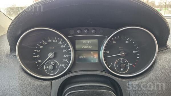 Mercedes-Benz GL 320 2006 Rīga, ar dzinēja tilpumu 3.00 L un nobraukumu 298 tūkst. km par 7800 €, foto 5 vietnē AUTOMOTO.COM.LV