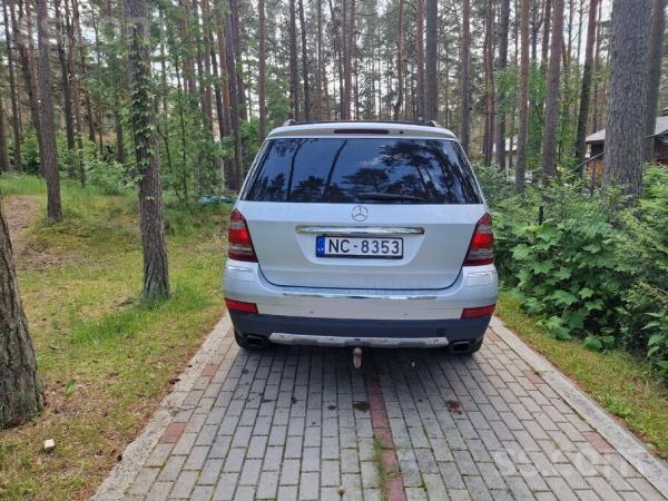Mercedes-Benz GL 320 2007 Rīga, ar dzinēja tilpumu 3.00 L un nobraukumu 235 tūkst. km par 10600 €, foto 4 vietnē AUTOMOTO.COM.LV