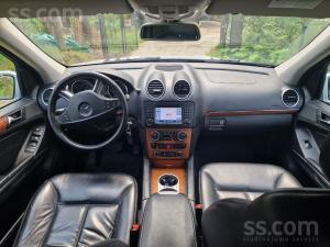 Mercedes-Benz GL 320 2007 Rīga, ar dzinēja tilpumu 3.00 L un nobraukumu 235 tūkst. km par 10600 €, foto 14 vietnē AUTOMOTO.COM.LV