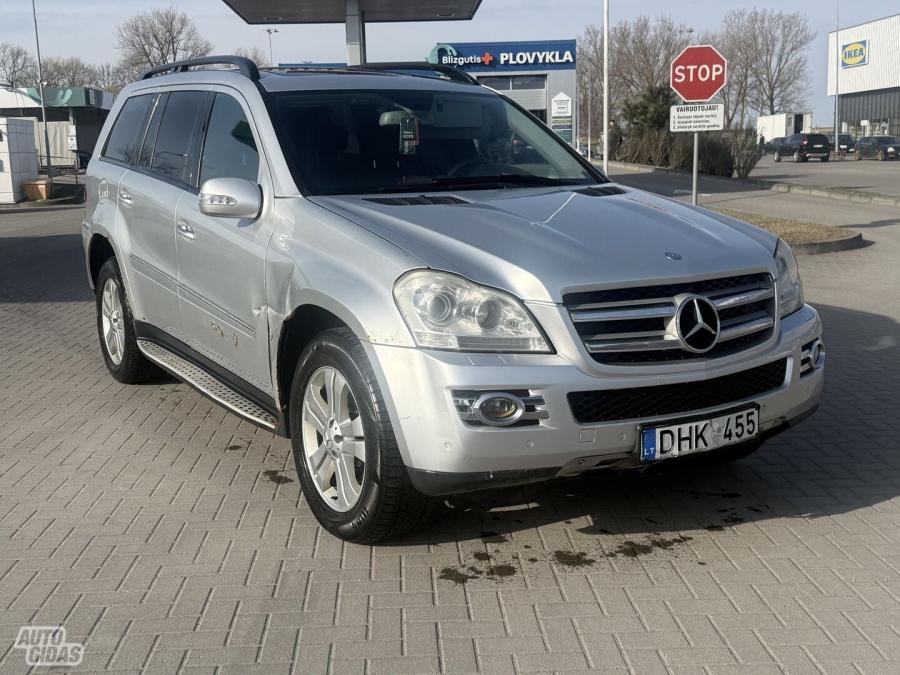 Mercedes-Benz GL 320 2007 in Siauliai, with an engine capacity of 3.20 L and mileage of 6 thousand km for 3300 €, photo 4 on AUTOMOTO.COM.LV