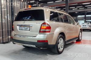 Mercedes-Benz GL 320 2007 Rīga, ar dzinēja tilpumu 3.00 L un nobraukumu 250 tūkst. km par 10600 €, foto 9 vietnē AUTOMOTO.COM.LV