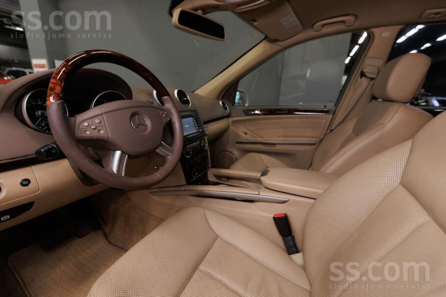 Mercedes-Benz GL 320 2007 Rīga, ar dzinēja tilpumu 3.00 L un nobraukumu 250 tūkst. km par 10600 €, foto 23 vietnē AUTOMOTO.COM.LV