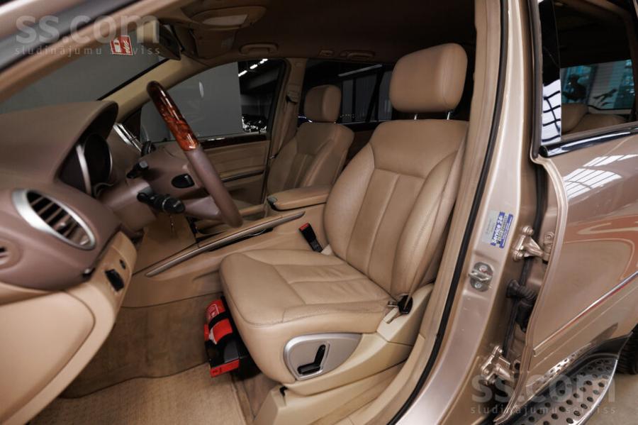 Mercedes-Benz GL 320 2007 Rīga, ar dzinēja tilpumu 3.00 L un nobraukumu 250 tūkst. km par 10600 €, foto 24 vietnē AUTOMOTO.COM.LV