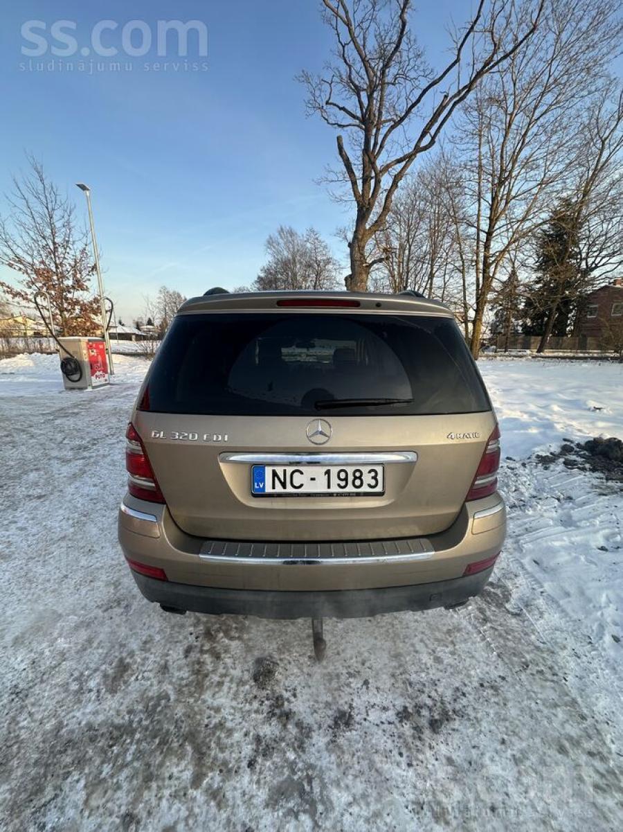 Mercedes-Benz GL 320 2008 in Riga, with an engine capacity of 3.00 L and mileage of 292 thousand km for 8500 €, photo 6 on AUTOMOTO.COM.LV