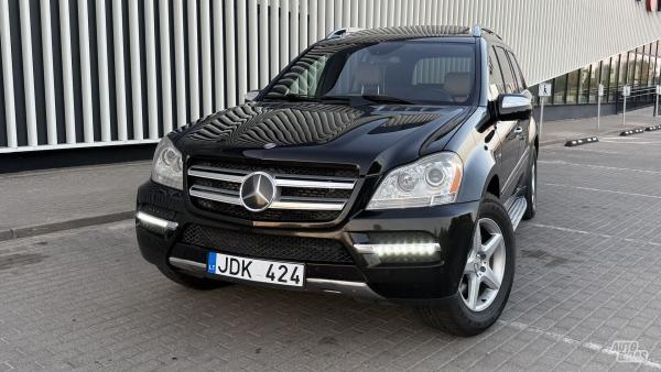 Mercedes-Benz GL 320 2010 in Vilnius, with an engine capacity of 3.00 L and mileage of 360 thousand km for 6900 €, photo 3 on AUTOMOTO.COM.LV
