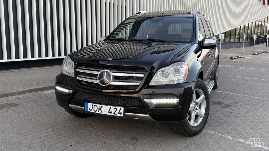 Mercedes-Benz GL 320 2010 Viļņa, ar dzinēja tilpumu 3.00 L un nobraukumu 360 tūkst. km par 6900 €, foto 4 vietnē AUTOMOTO.COM.LV