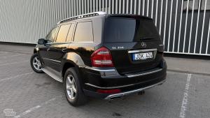Mercedes-Benz GL 320 2010 Viļņa, ar dzinēja tilpumu 3.00 L un nobraukumu 360 tūkst. km par 6900 €, foto 6 vietnē AUTOMOTO.COM.LV