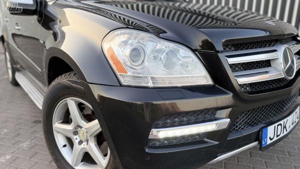 Mercedes-Benz GL 320 2010 in Vilnius, with an engine capacity of 3.00 L and mileage of 360 thousand km for 6900 €, photo 6 on AUTOMOTO.COM.LV