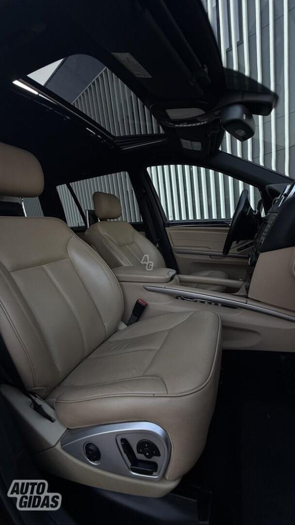 Mercedes-Benz GL 320 2010 in Vilnius, with an engine capacity of 3.00 L and mileage of 360 thousand km for 6900 €, photo 9 on AUTOMOTO.COM.LV