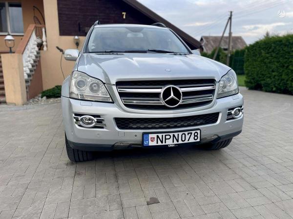 Мерседес ГЛ 320 2006 в Вильнюс на AUTOMOTO.COM.LV Серый Мерседес ГЛ 320 2006 в Вильнюс, объемом двигателя 3.00 л и пробегом 291 тыс. км за 4700 €, фото 11 на AUTOMOTO.COM.LV